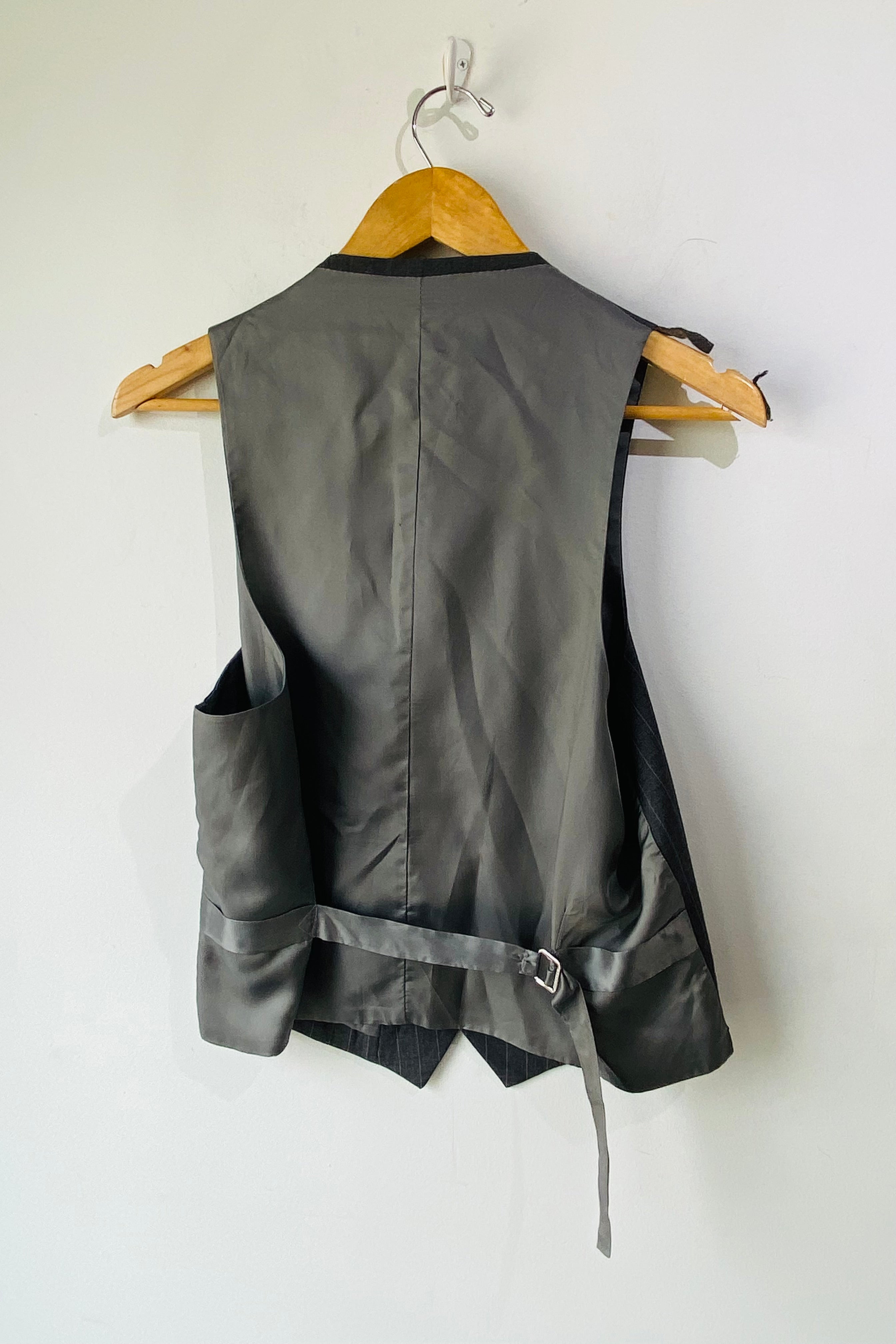 Vintage Grey Wool Striped Vest – The Curatorial Dept.