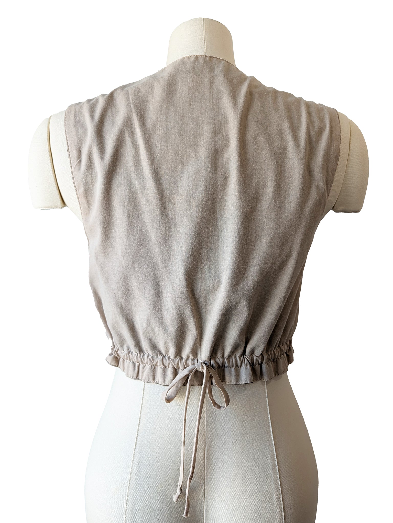 Khaki Cotton Vest with Wooden Buttons – The Curatorial Dept.